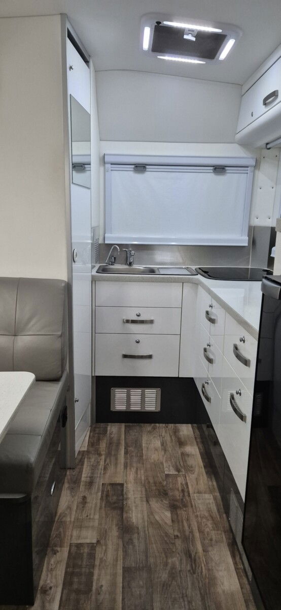 AOR Matrix Full Height - Caravan Sales